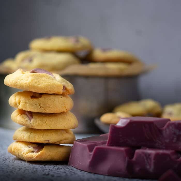 Easy Ruby Chocolate (Cacao) biscuit recipe – Nourished Heritage Home
